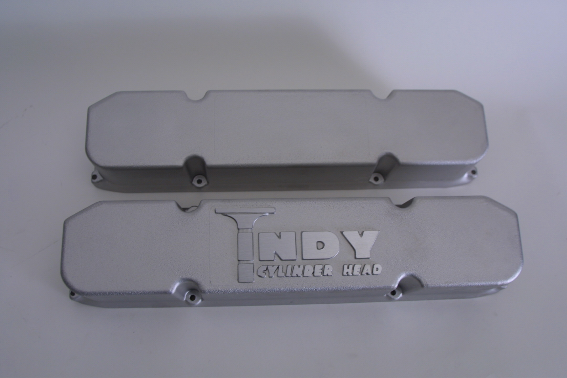 Wedge Cast Aluminum Plain Valve Covers - Indy Cylinder Head